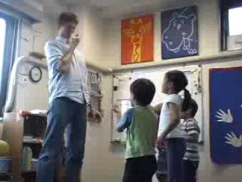 Super Simple Phonics - "L song" and mini-lesson